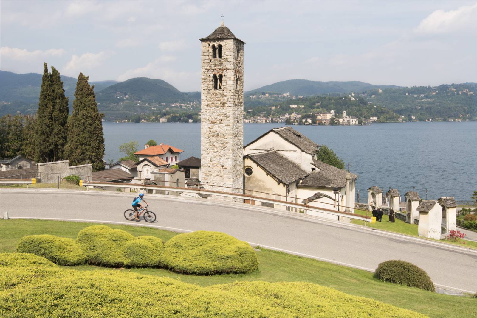 Lago d'Orta: uno splendido isolamento | Touring Club Italiano